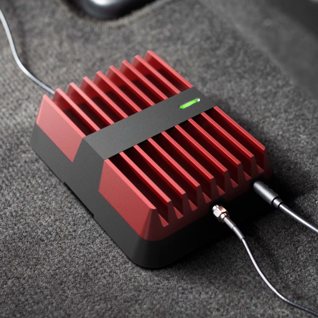 Drive Reach Overland Cell Phone Signal Booster - weBoost